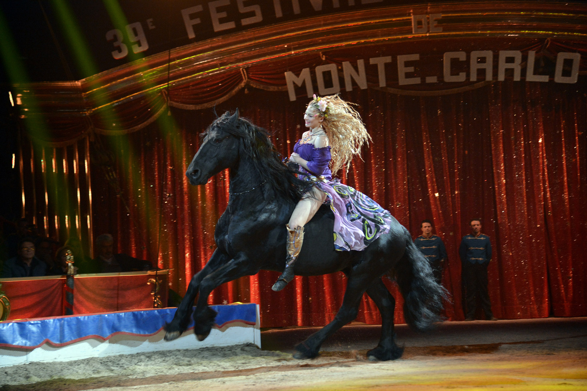 Lola Wade - Stable Express