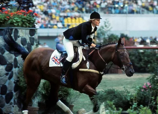 Olympic and International rider Debbie Johnsey - Stable Express