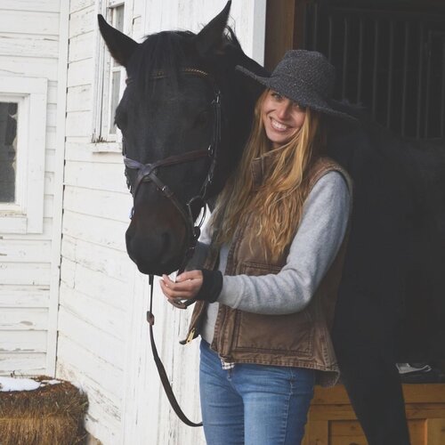 Ellie Stoneham - Stable Express